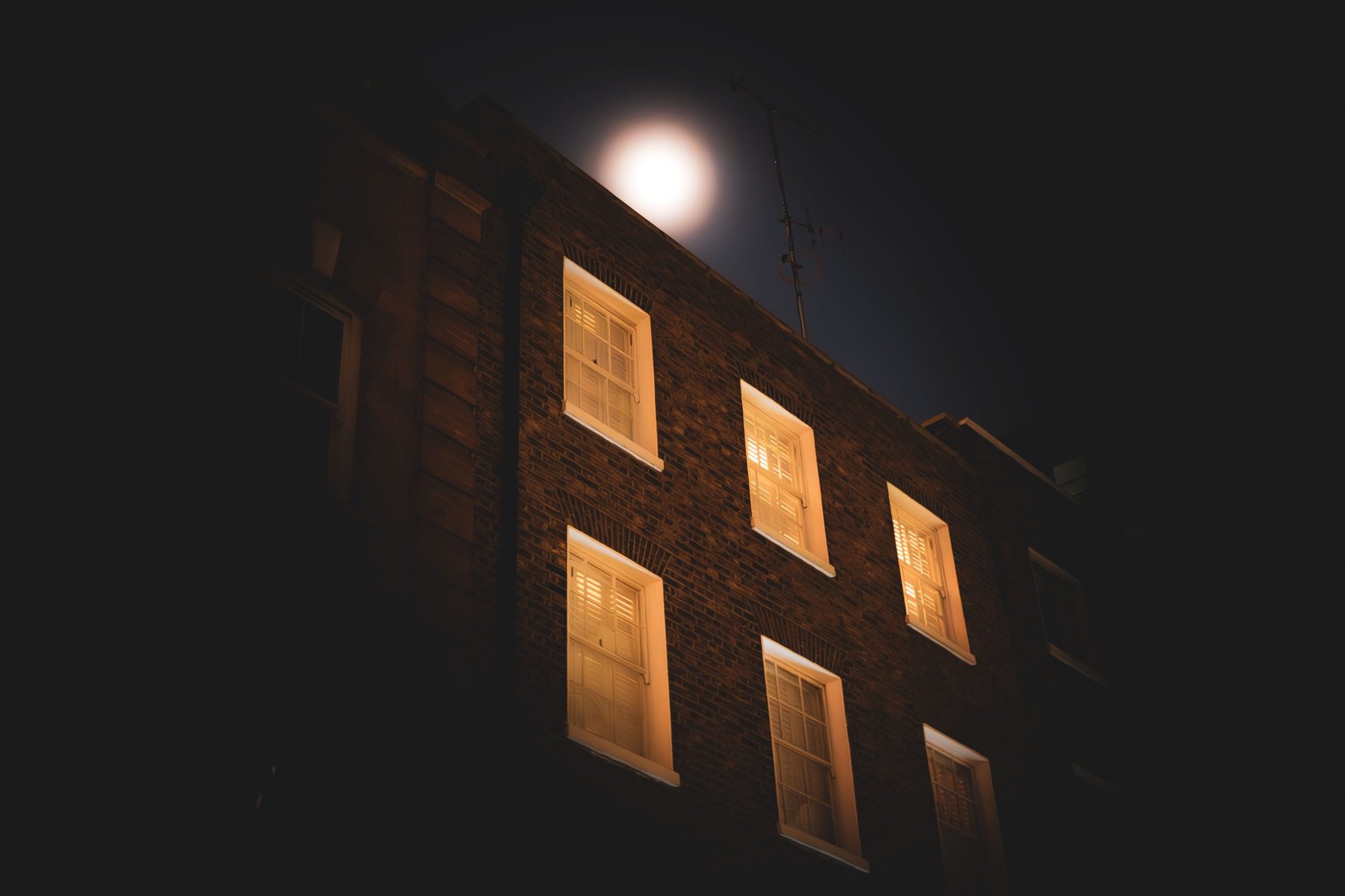 What Happens at 2am? The True Test of a Property Manager - Bold ...